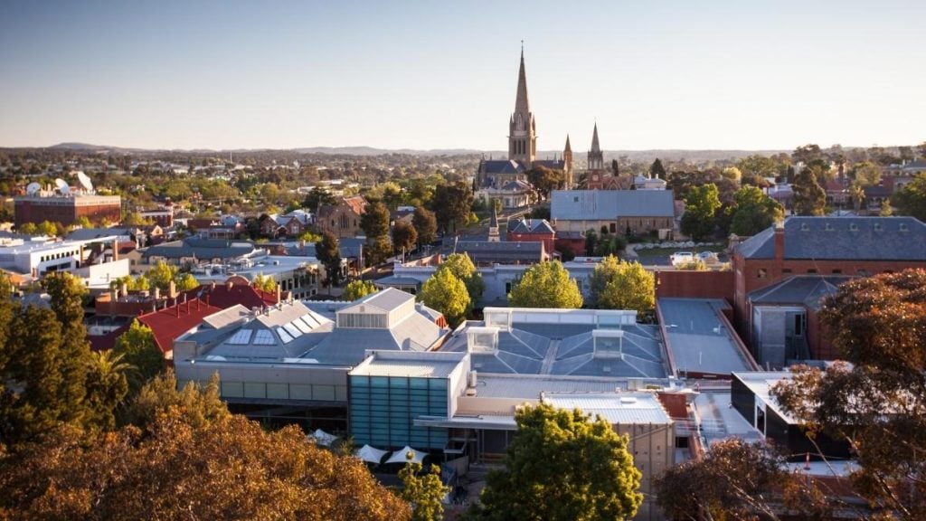 Getting from Bendigo to Echuca: Exploring regional Victoria