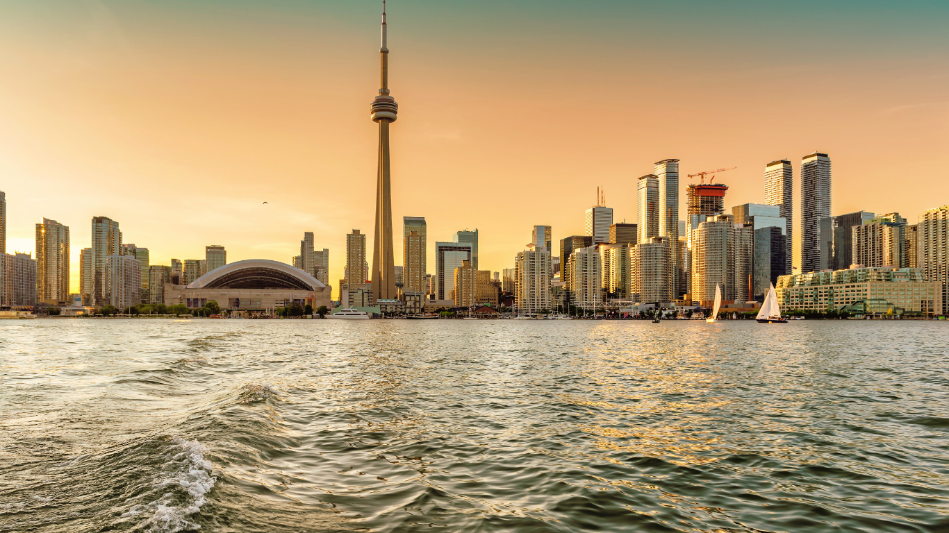 Toronto to Montreal drive: The ultimate road trip guide | Field Notes ...