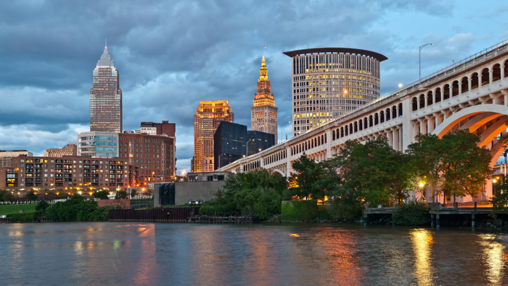 Toronto to Cleveland drive: The ultimate road trip guide | Turo