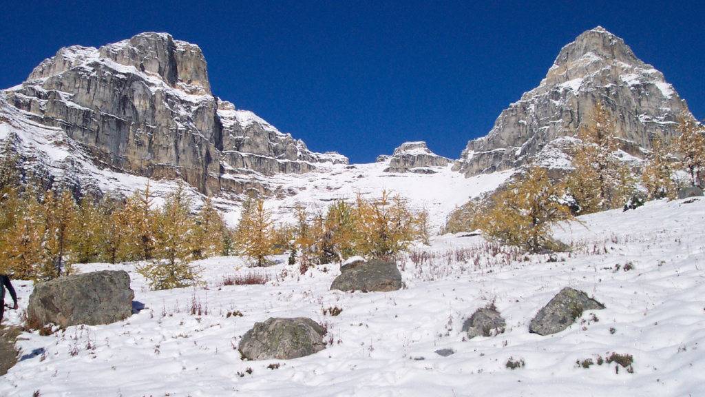 Top things to do in Alberta: best Alberta hikes | Turo