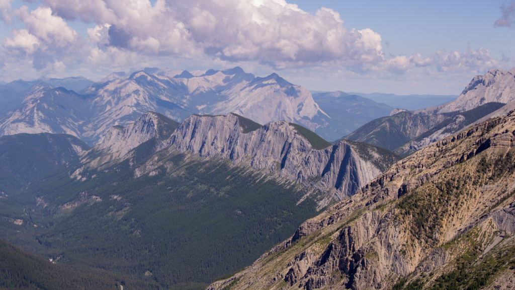 Top things to do in Jasper: best Jasper hikes | Turo