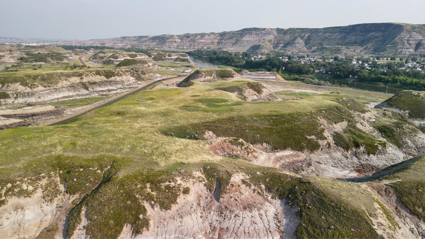 Calgary to Drumheller drive: The ultimate road trip guide | Field Notes ...