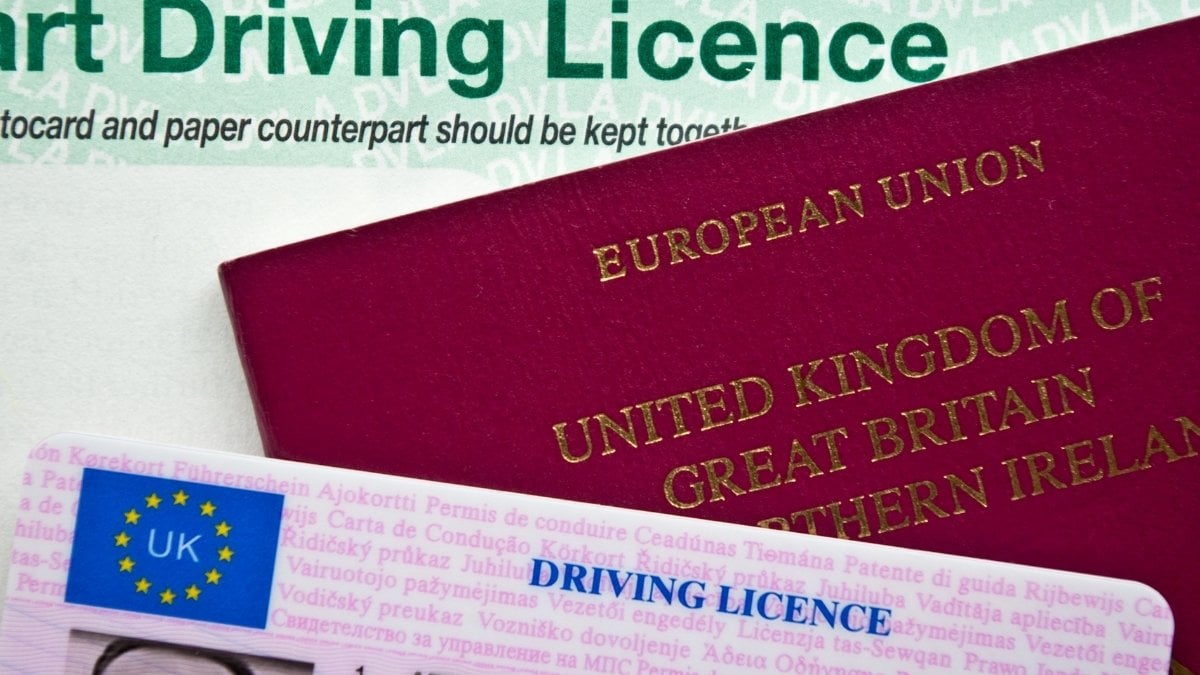 A complete guide to driving in France with a UK licence