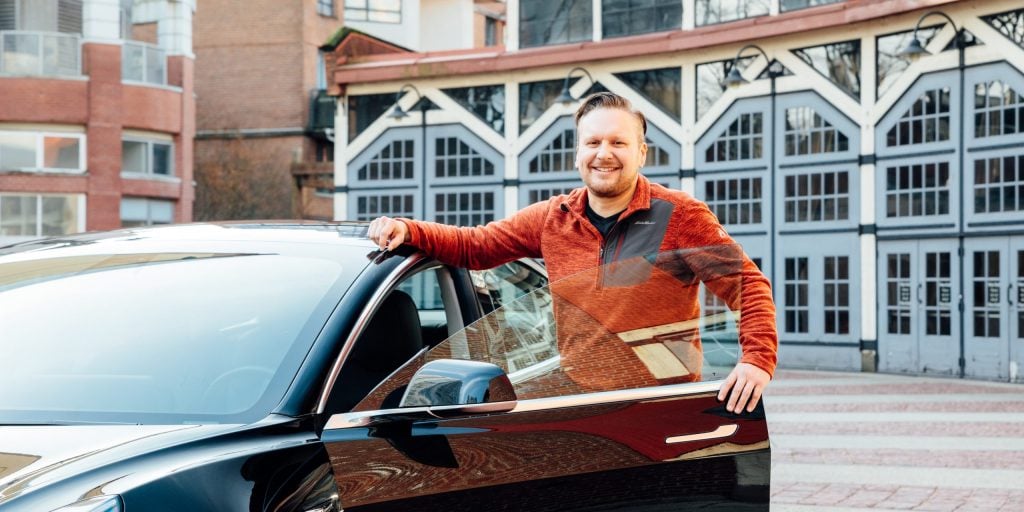 La Tesla à la portée de tous grâce à cet hôte de C.-B. - Field Notes ...