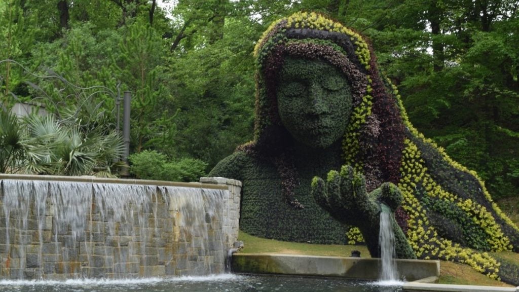 Weekend getaways near US soccer tournament host cities